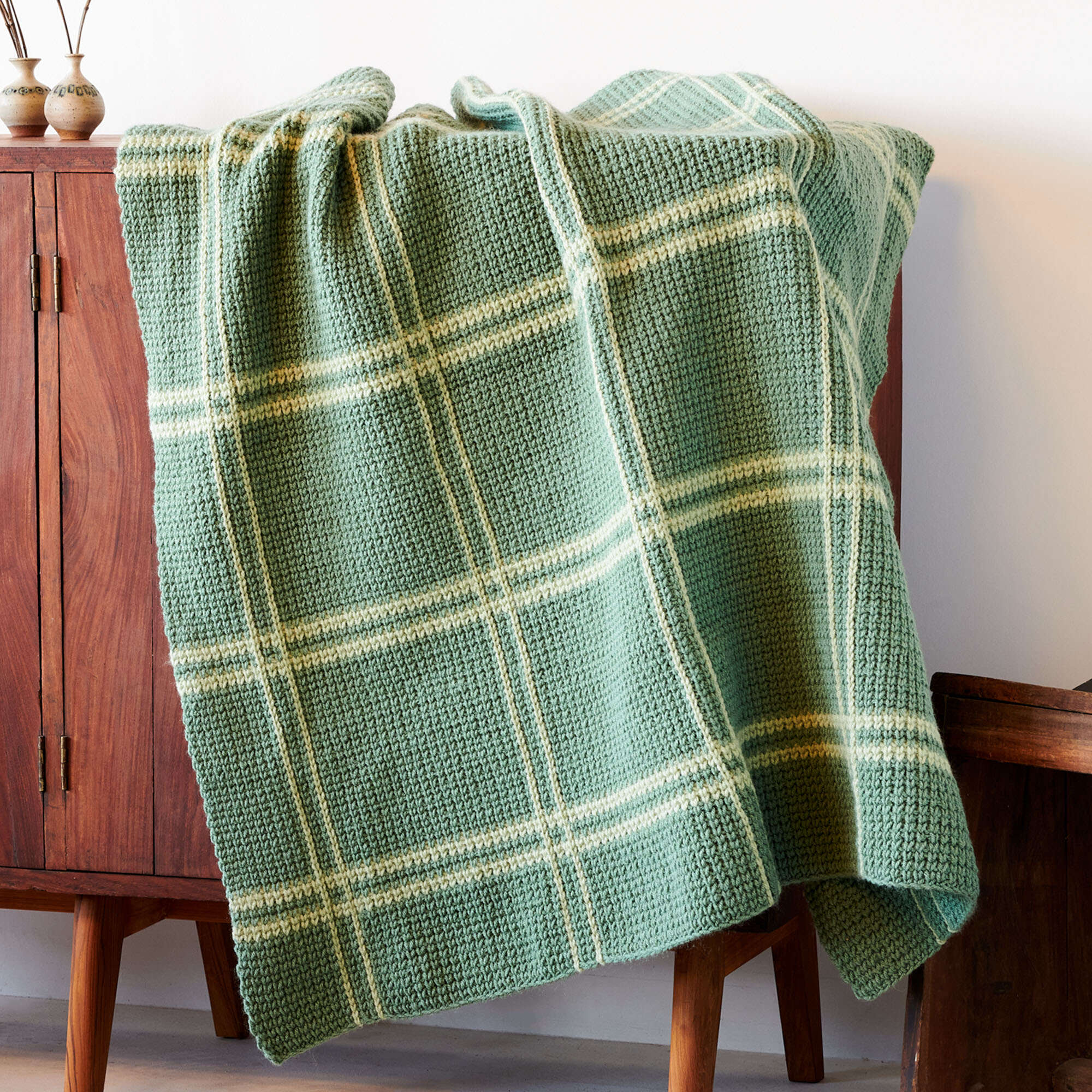 Free Simple Plaid Crochet Blanket Pattern – Mary Maxim