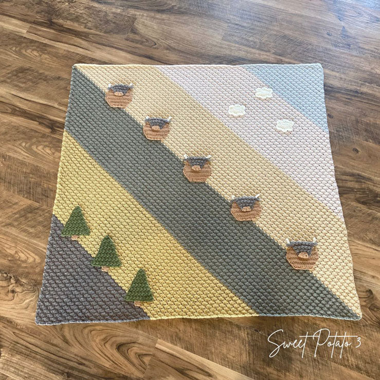 Where the Buffalo Roam Blanket – Mary Maxim