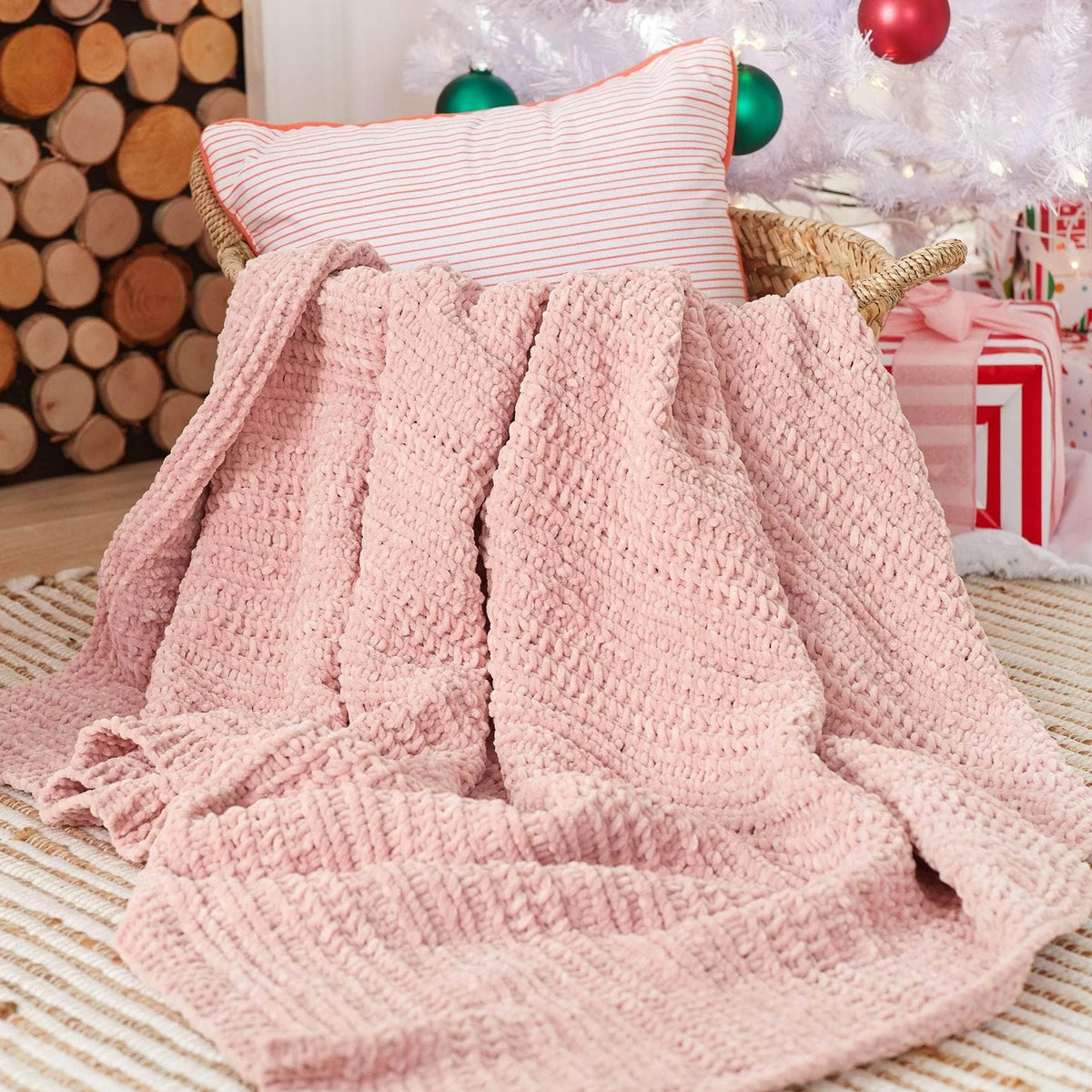 Free Twisted Columns Throw Pattern – Mary Maxim