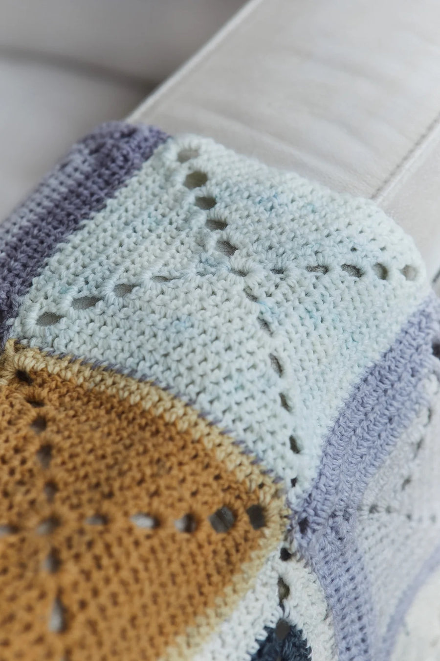 Free Painterly Squares Afghan Pattern – Mary Maxim