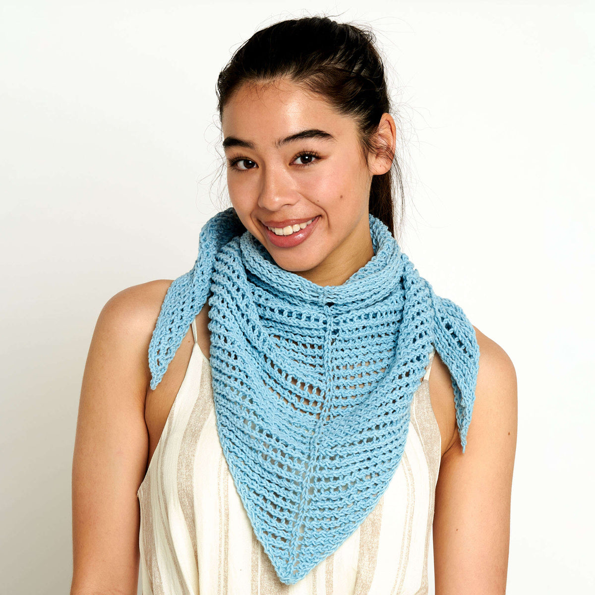 Free Light and Airy Shawl Pattern – Mary Maxim