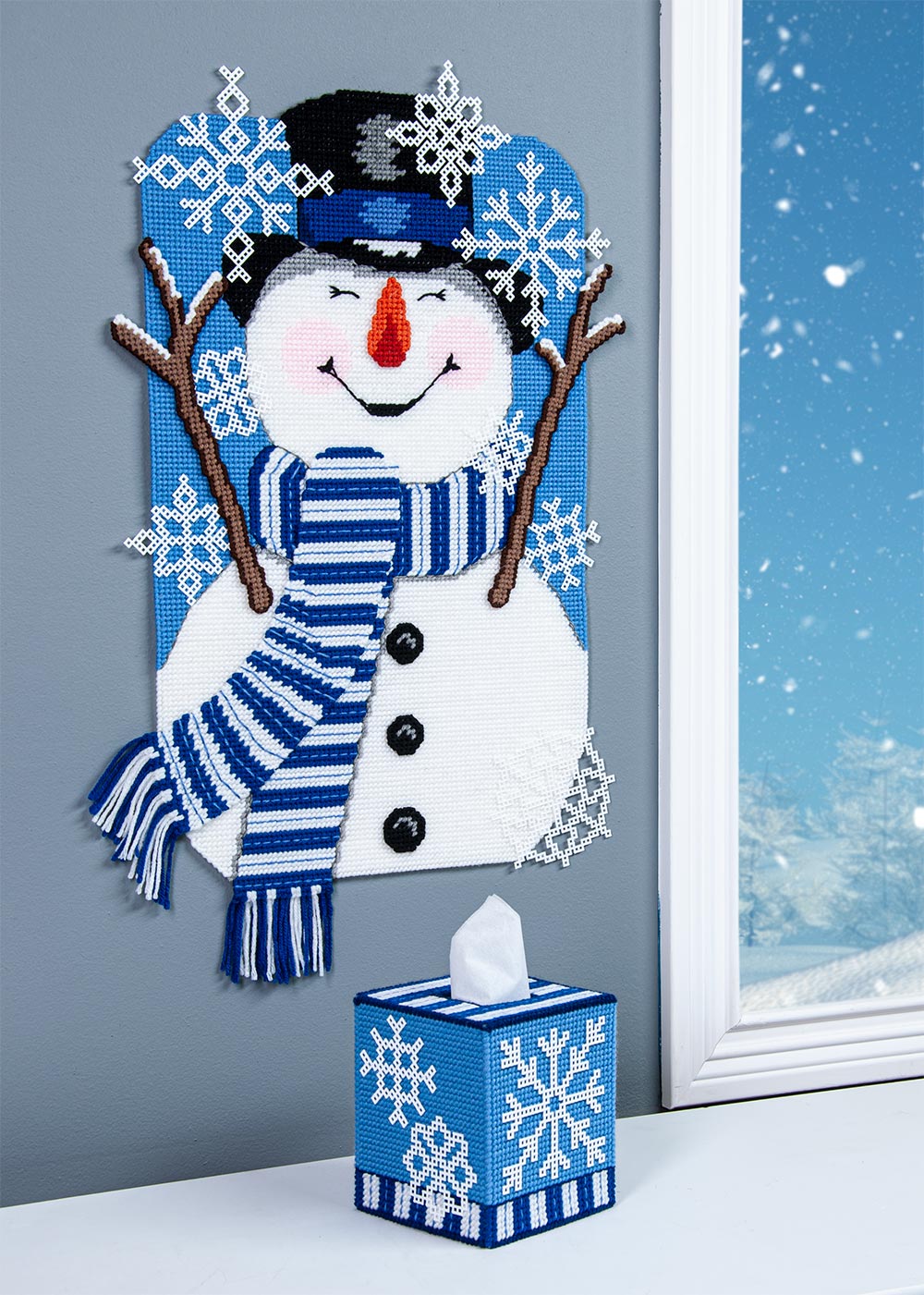 Snowflakes & Snowman Plastic Canvas Ensemble – Mary Maxim
