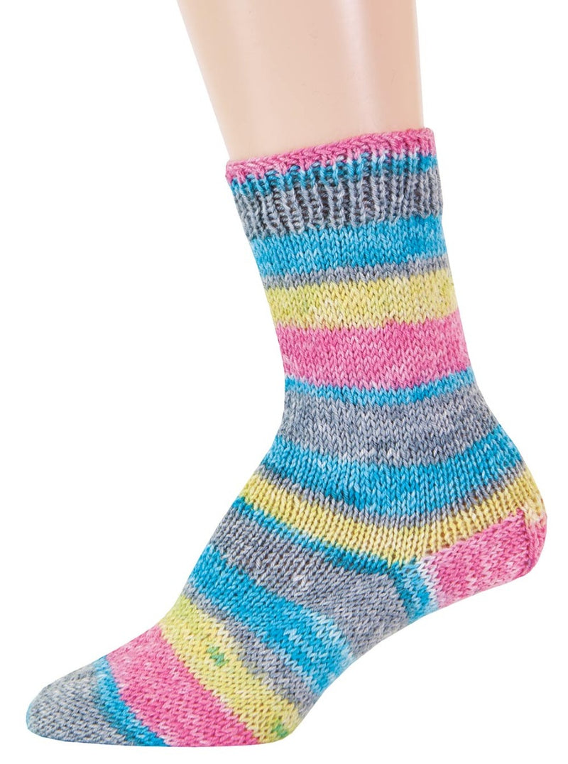Sock Free Patterns – Mary Maxim