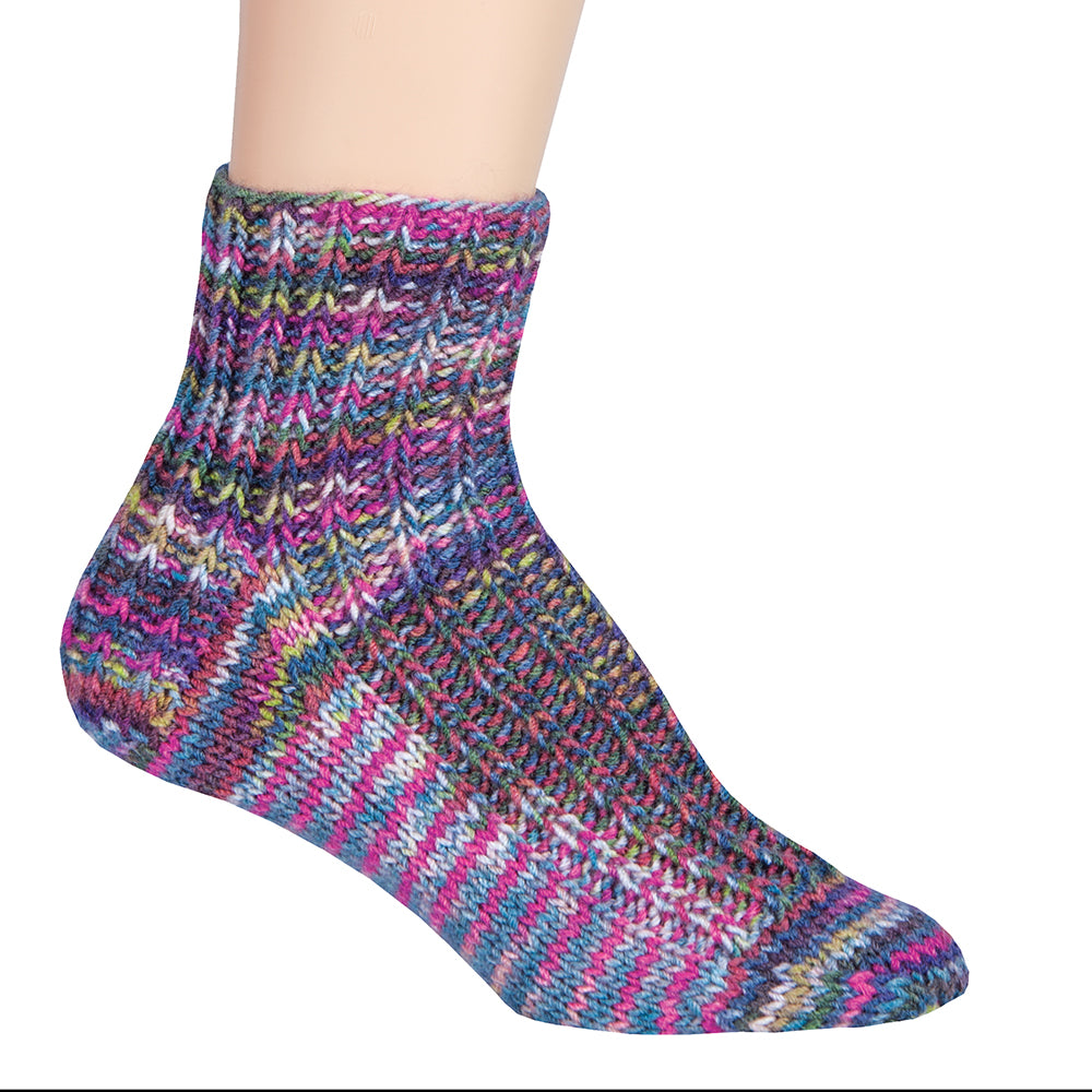 Free Elemental Sockie Pattern – Mary Maxim