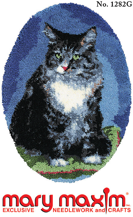 Cat On Pillow Pattern – Mary Maxim